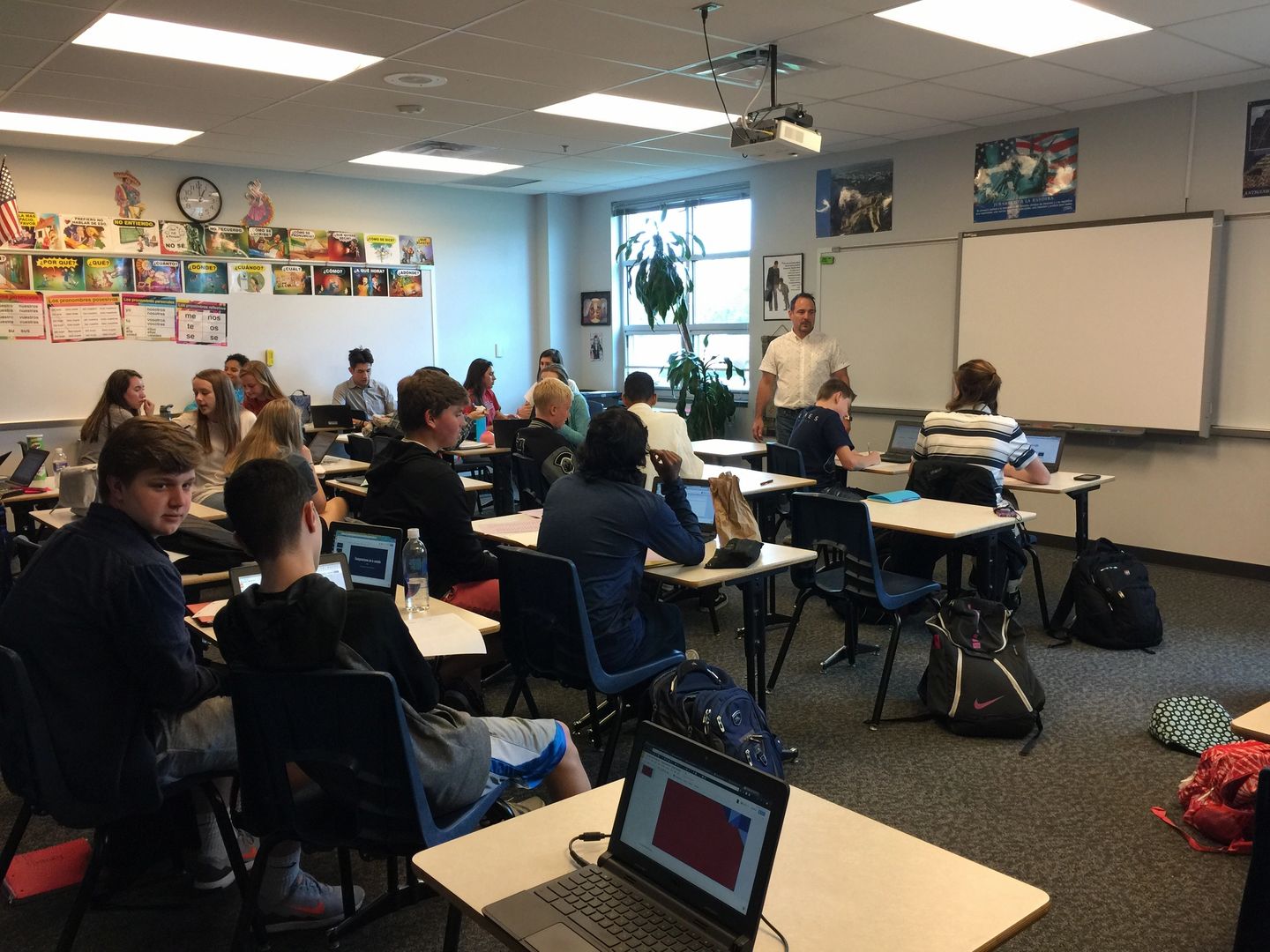 El Curso de Español 1 - Unidad 2: En la clase - Laclasedeespañol.com